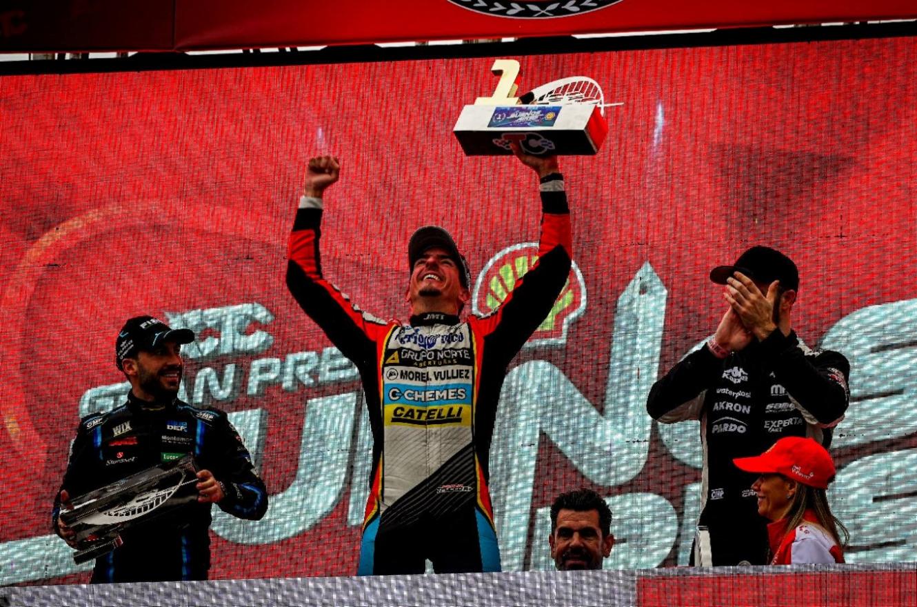 Trucco hizo historia y ganó con el Dodge Challenger - lareforma.com.ar