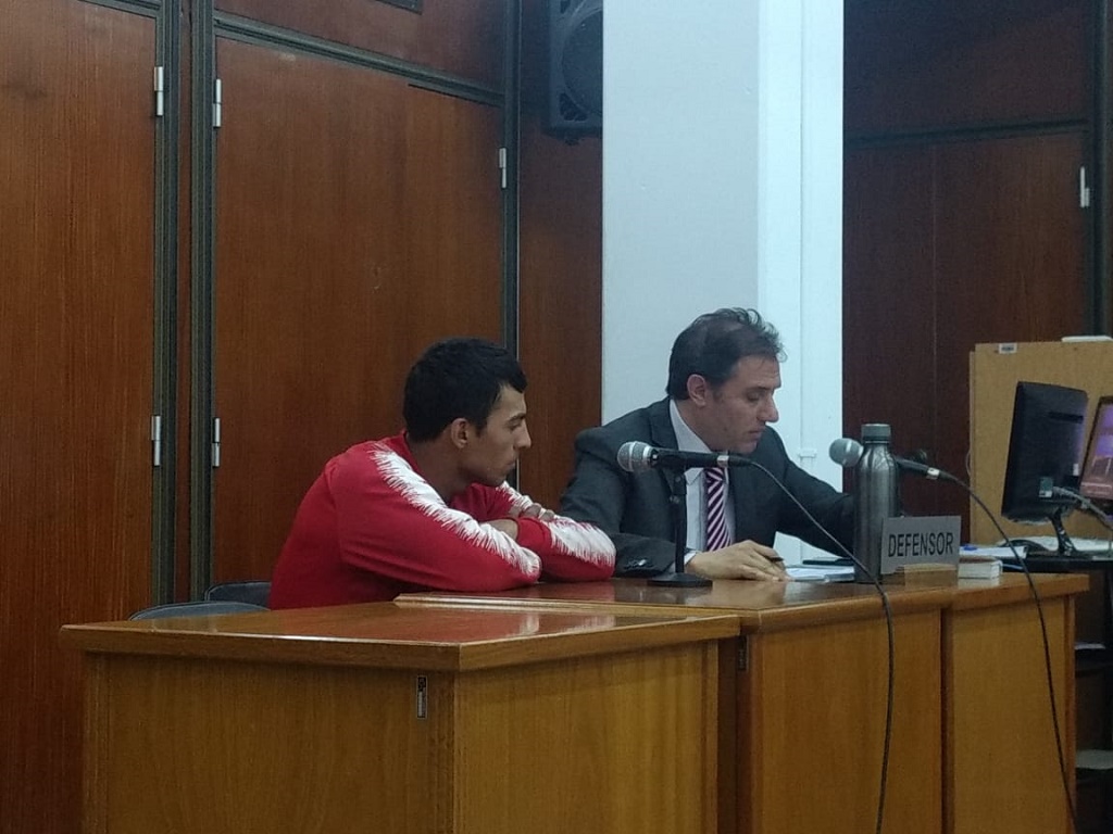 Treinta días de prisión preventiva para el joven que volcó el auto de ...